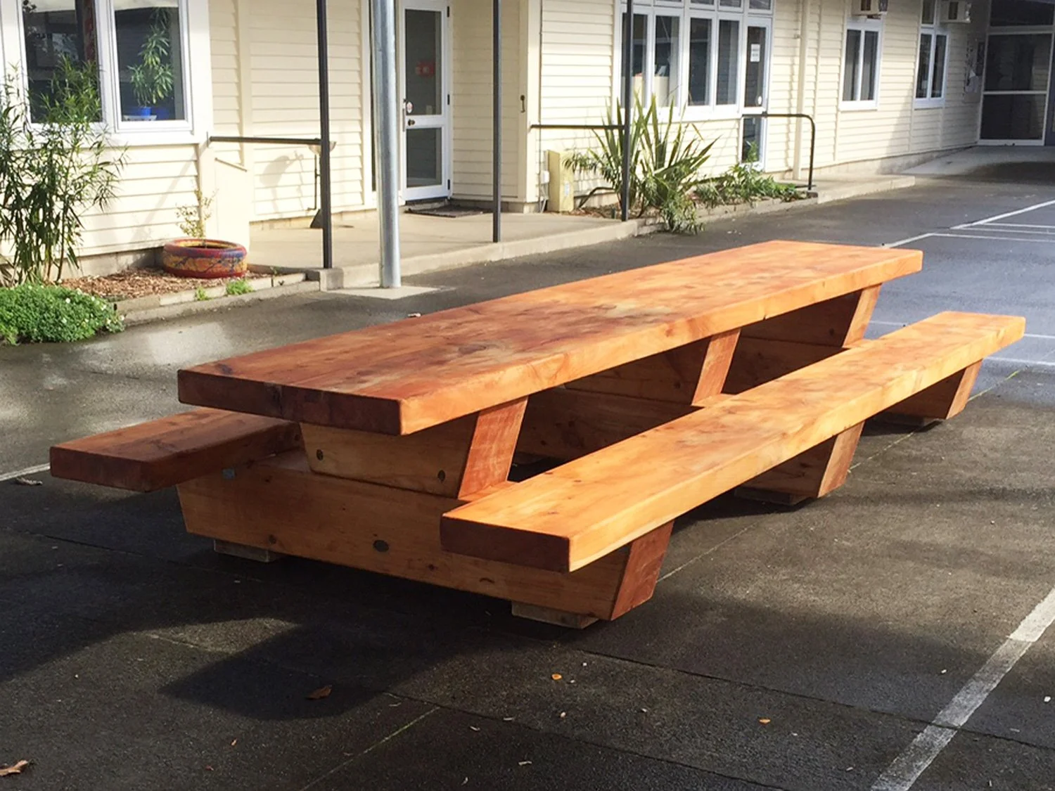 Monster Table | Park Benches Limited | High-Quality Outdoor Furniture ...