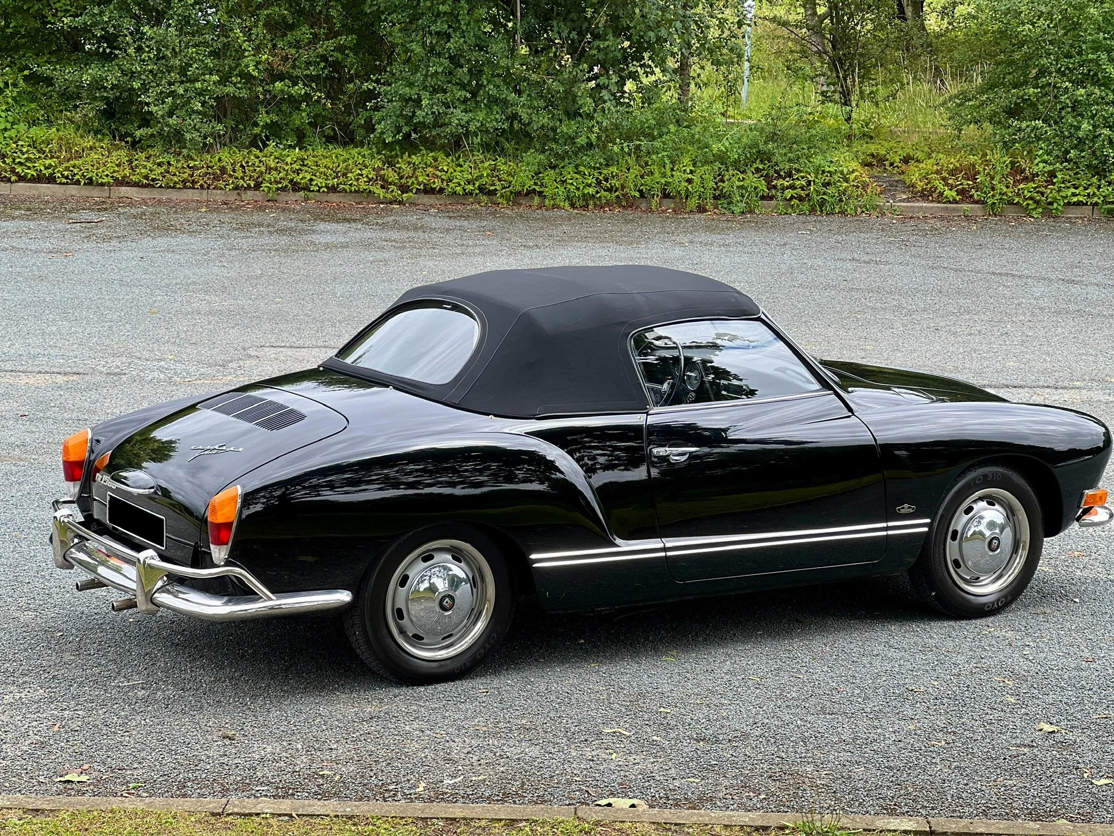 Volkswagen Karmann Ghia | Discover Classic Volkswagen Karmann Ghia ...