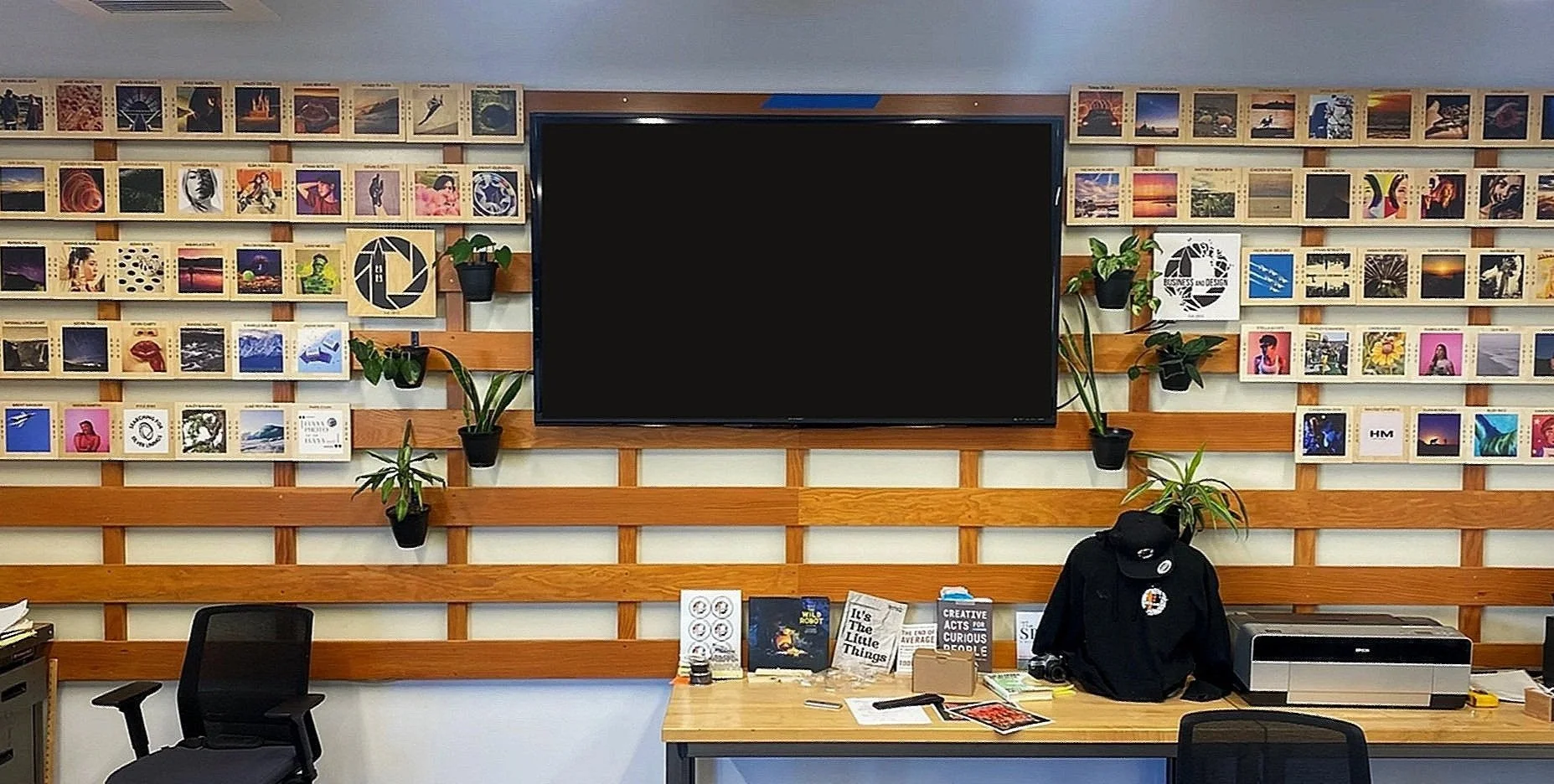 HBHS BUSINESS and DESIGN