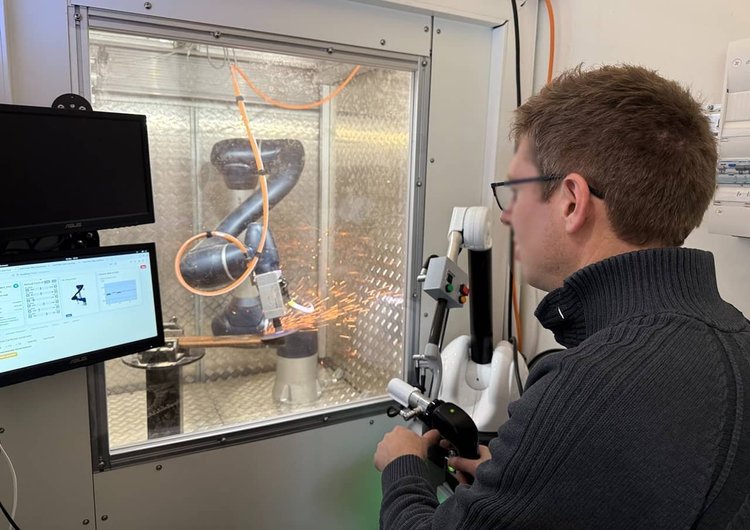 Virtuose 6D TAO — HAPTION