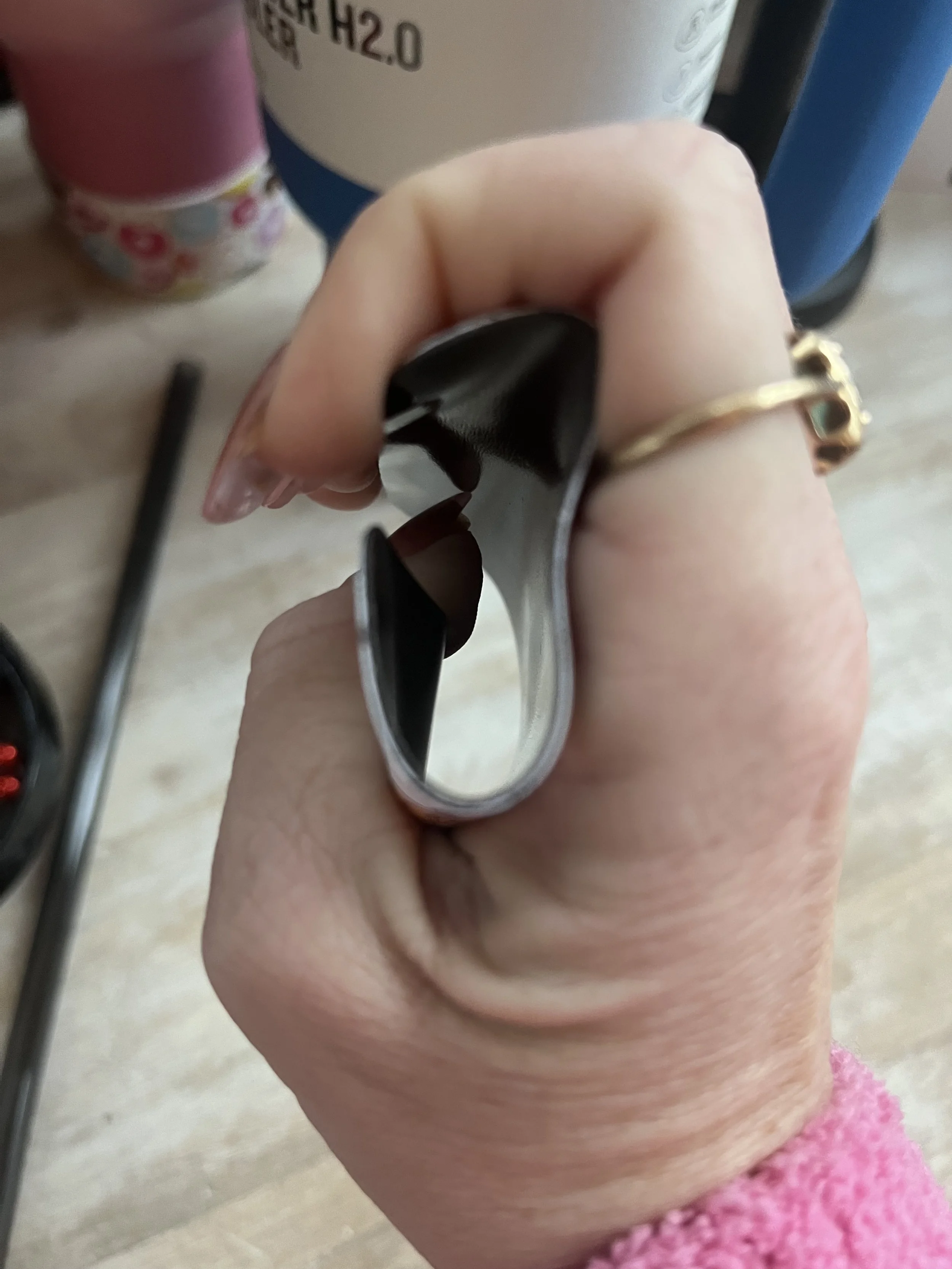 How to Apply Magnets — Cup Love