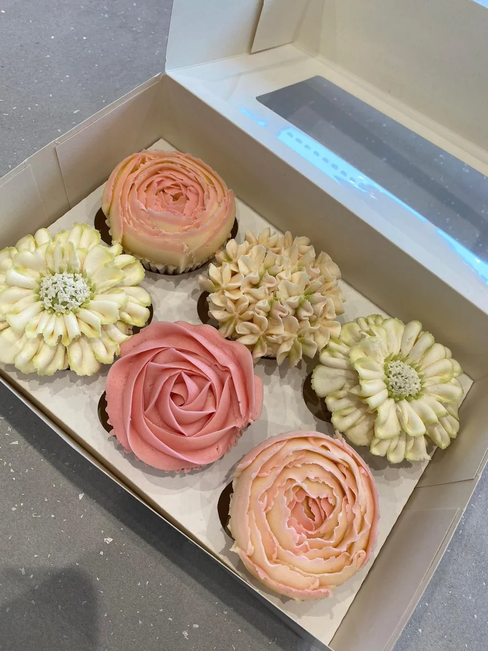 Bouqcakes & Cakes — Yorkshire Cake Lab