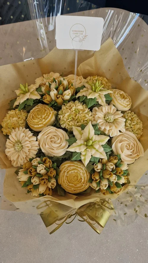 Bouqcakes & Cakes — Yorkshire Cake Lab