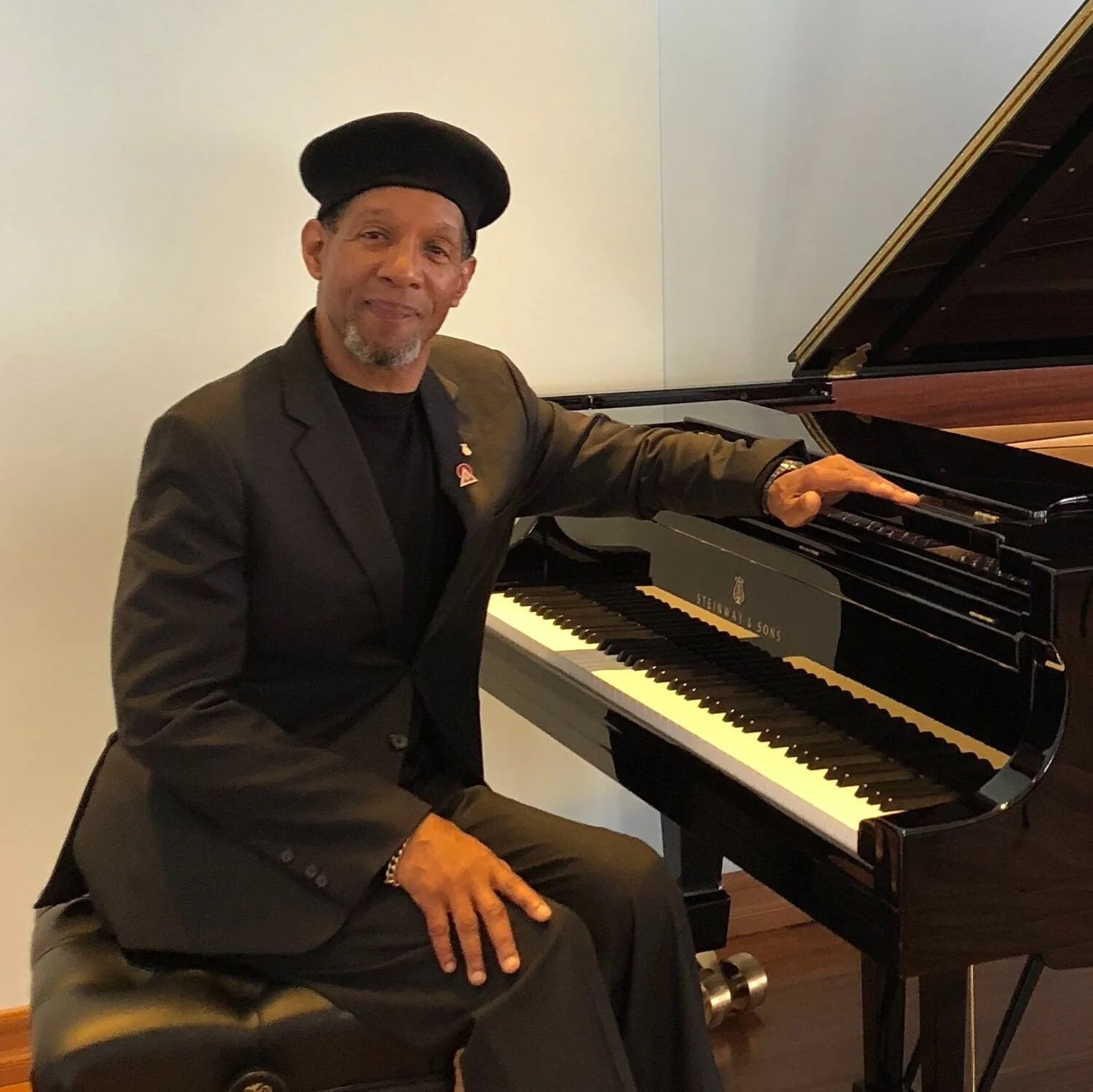 Online Piano Lessons for Seniors