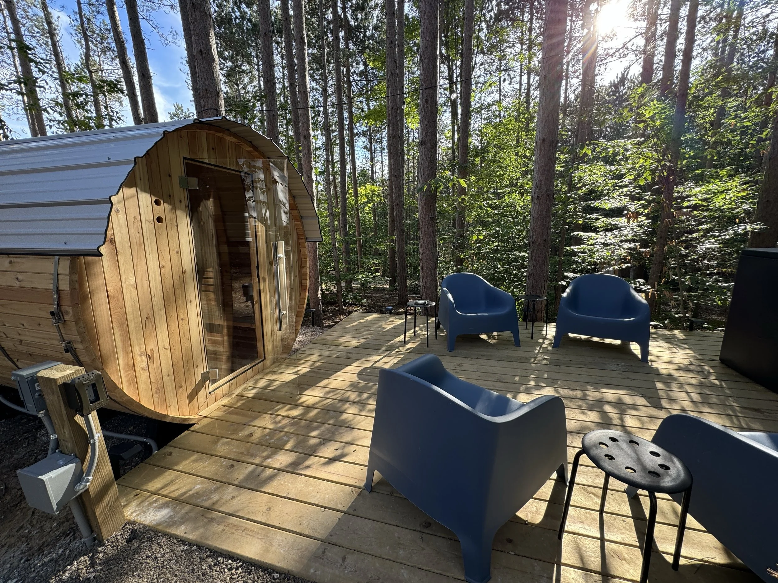 Glamp Michigan: Luxury Glamping Domes and Mirror Homes in Michigan