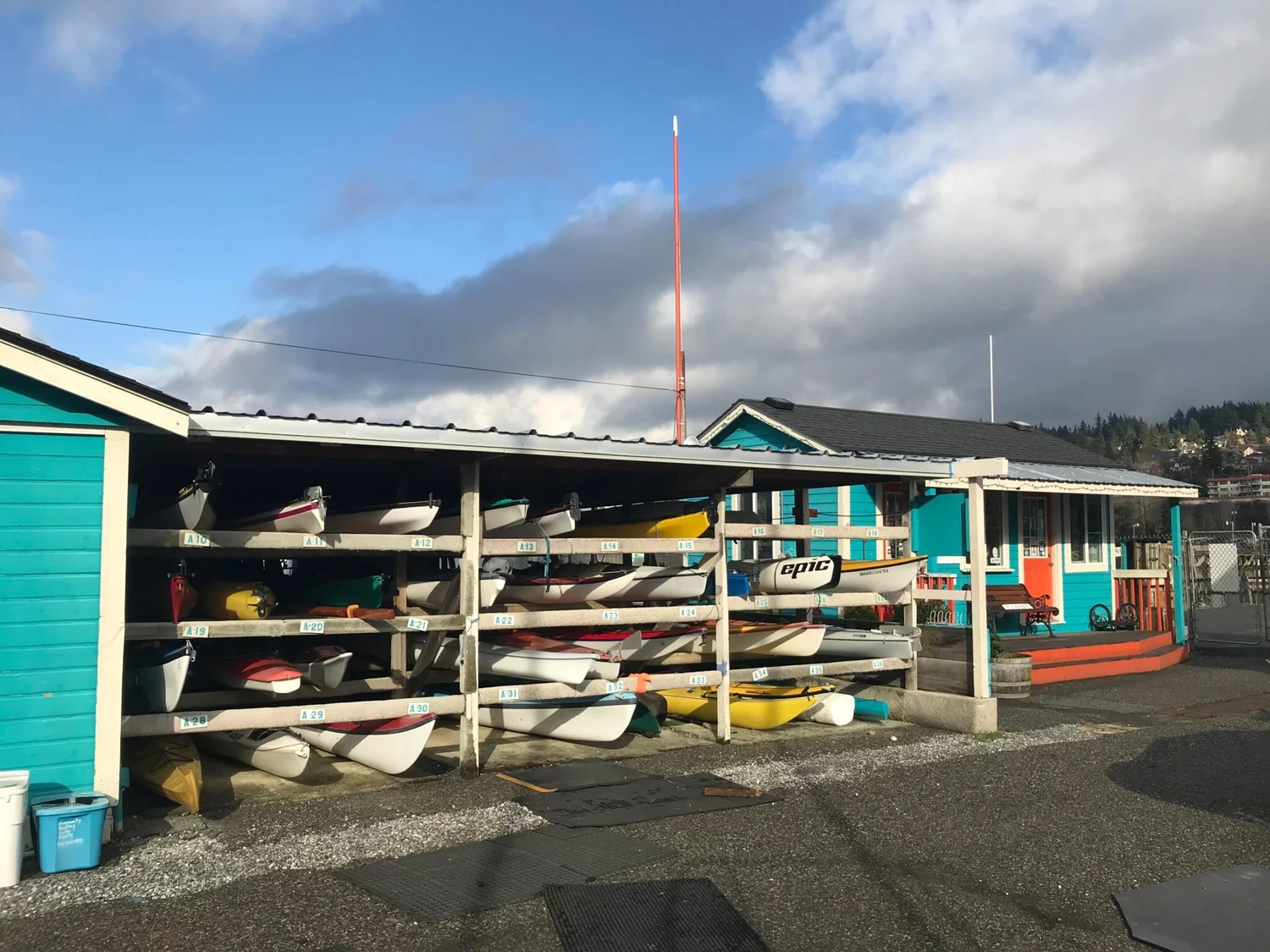 Wet and Dry Moorage on Bellingham Bay — Community Boating Center
