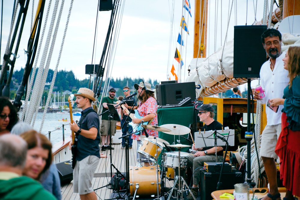 Beats on the Bay — Community Boating Center