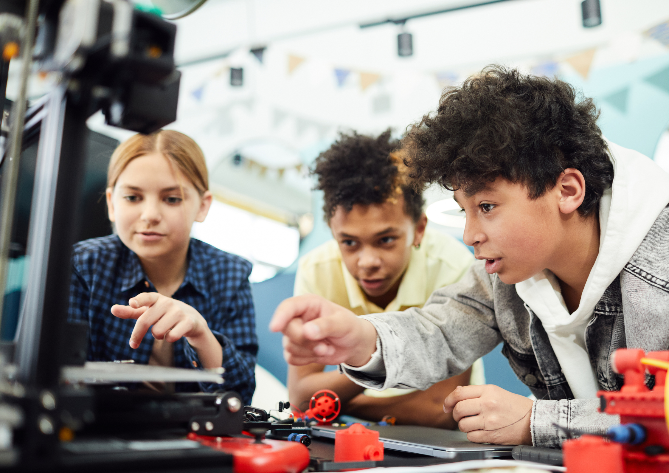 SmartSTEMs celebrates 10 years of STEM outreach and access in UK ...