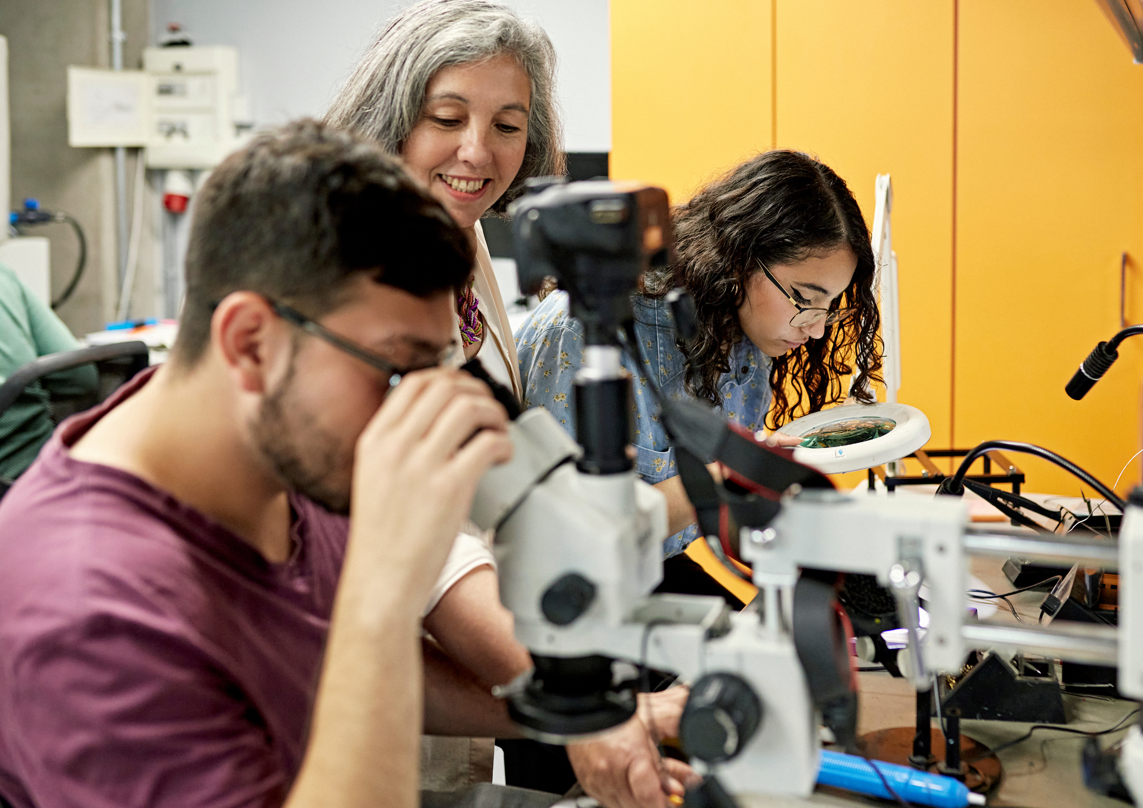 Oxford and Cambridge get £12.5m to boost STEM access for disadvantaged ...