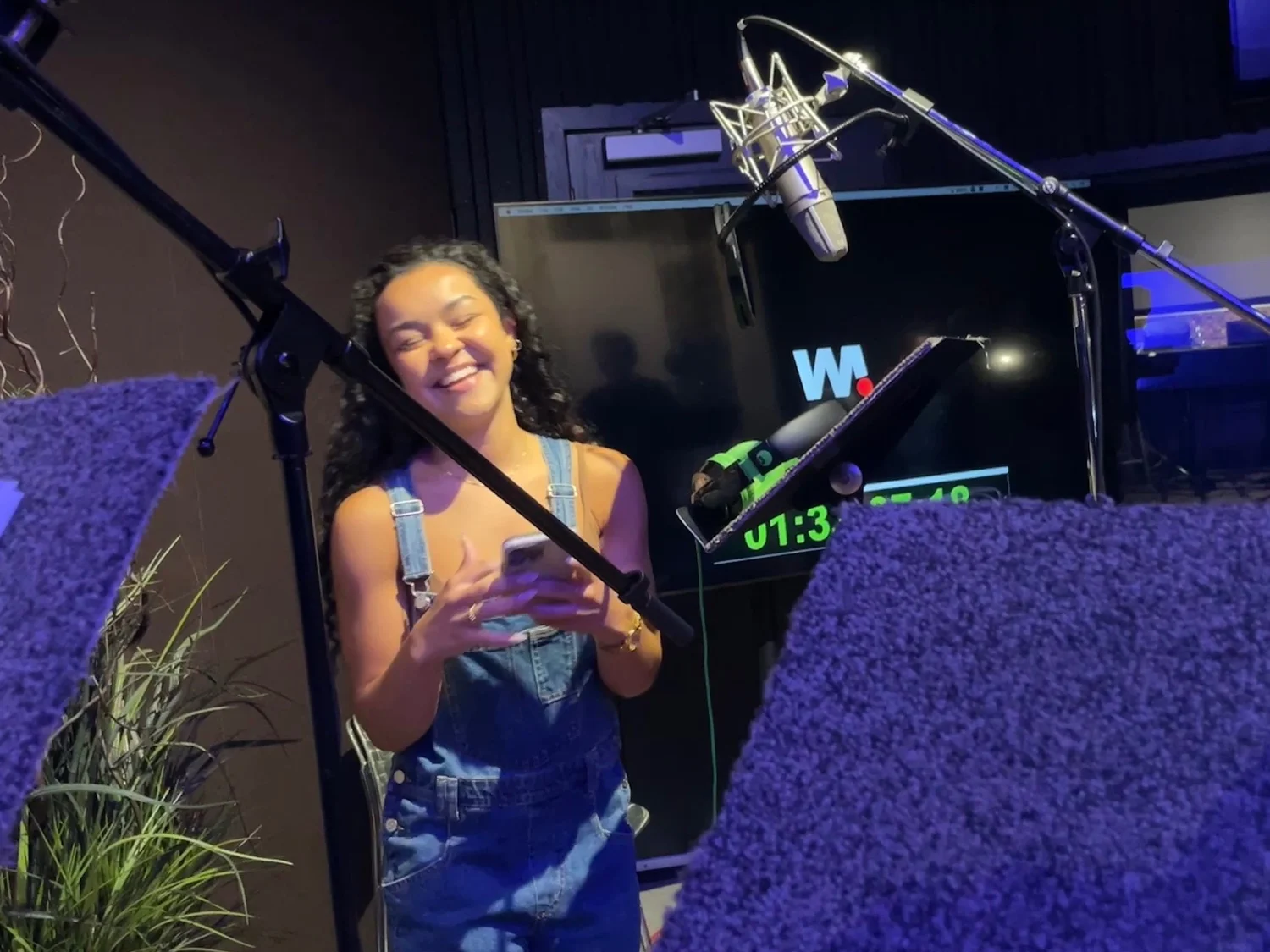 About Me — Claire Qute