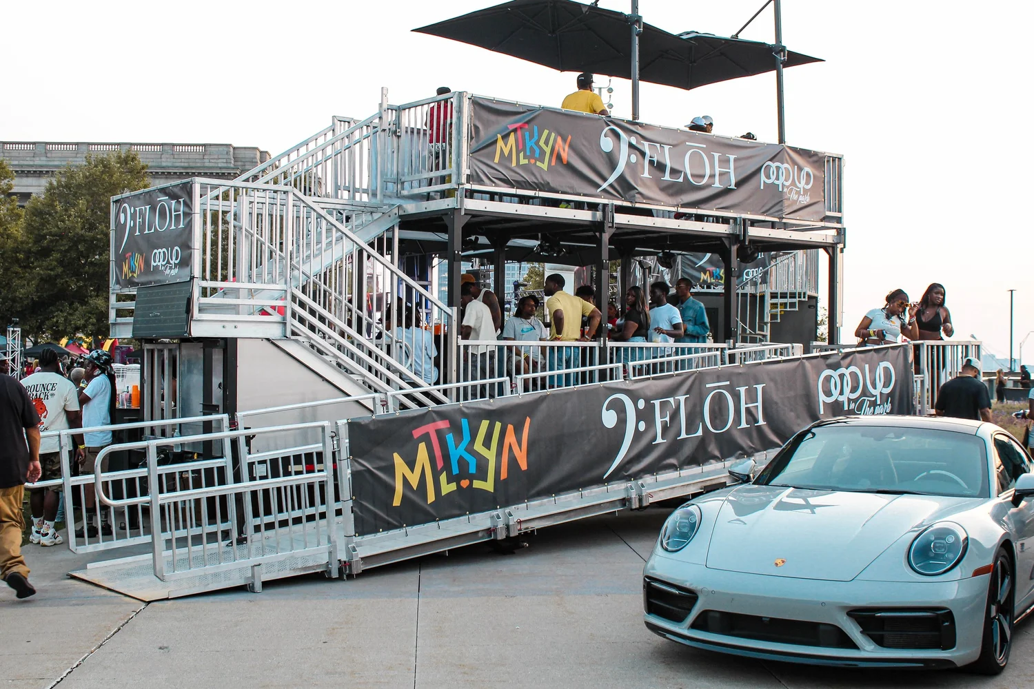 Premium Modular Event Decks — EventPro Seating