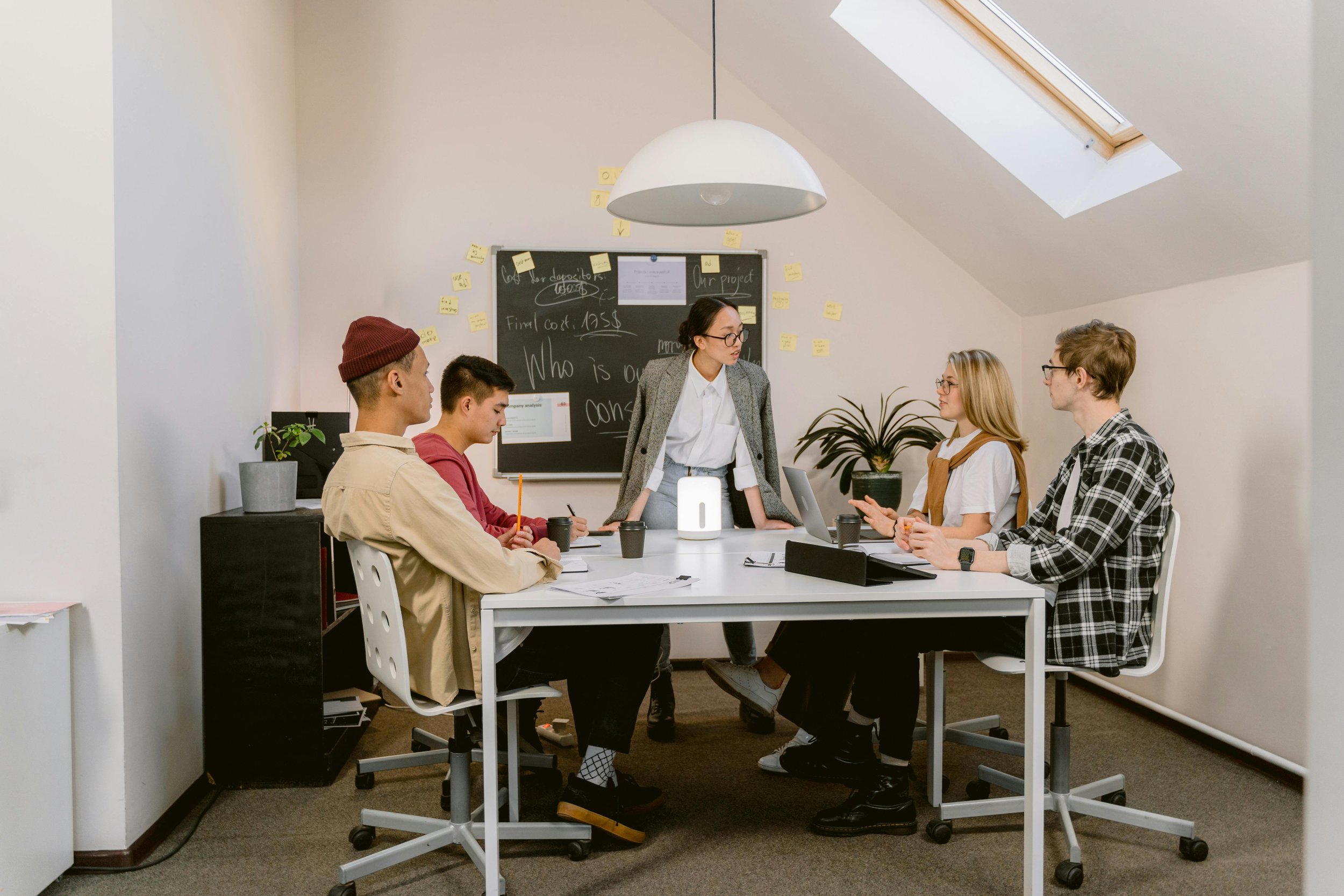 The Role of Communication in Effective Leadership | Building Stronger ...