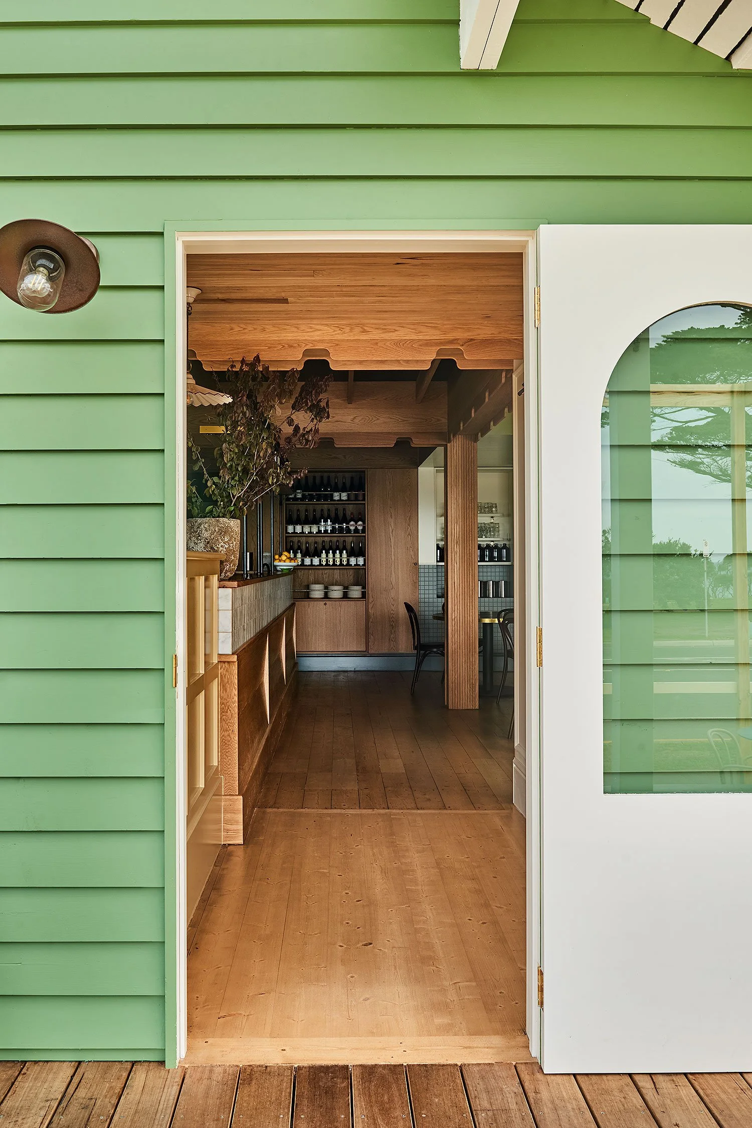 Bomboras | Commercial — STUDIO HALLIHAN