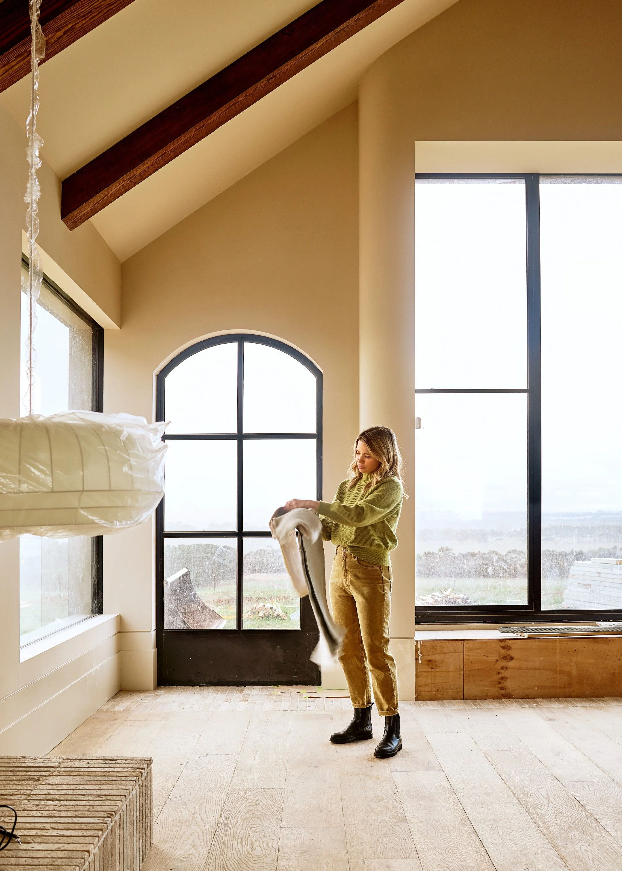 STUDIO — STUDIO HALLIHAN