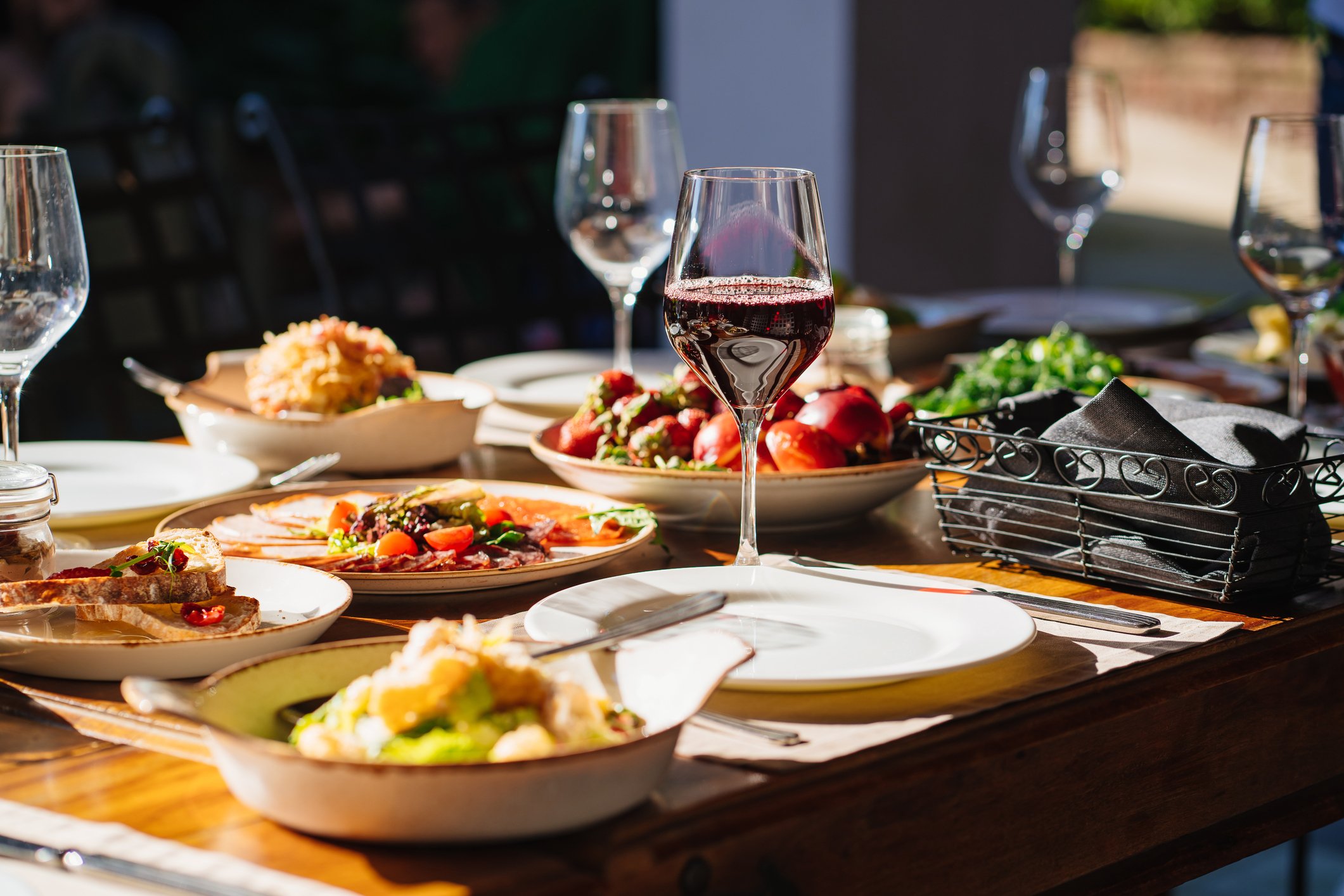 Dine Around and Stay In Town Victoria Returns in 2026 — Canadian ...