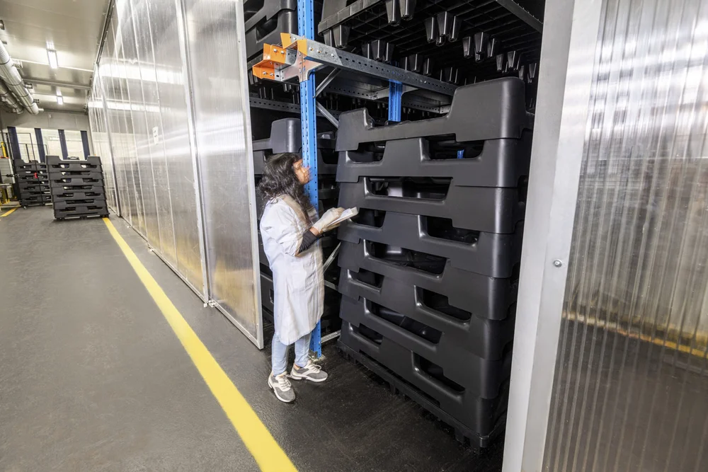 Insect Factory — LIVIN farms