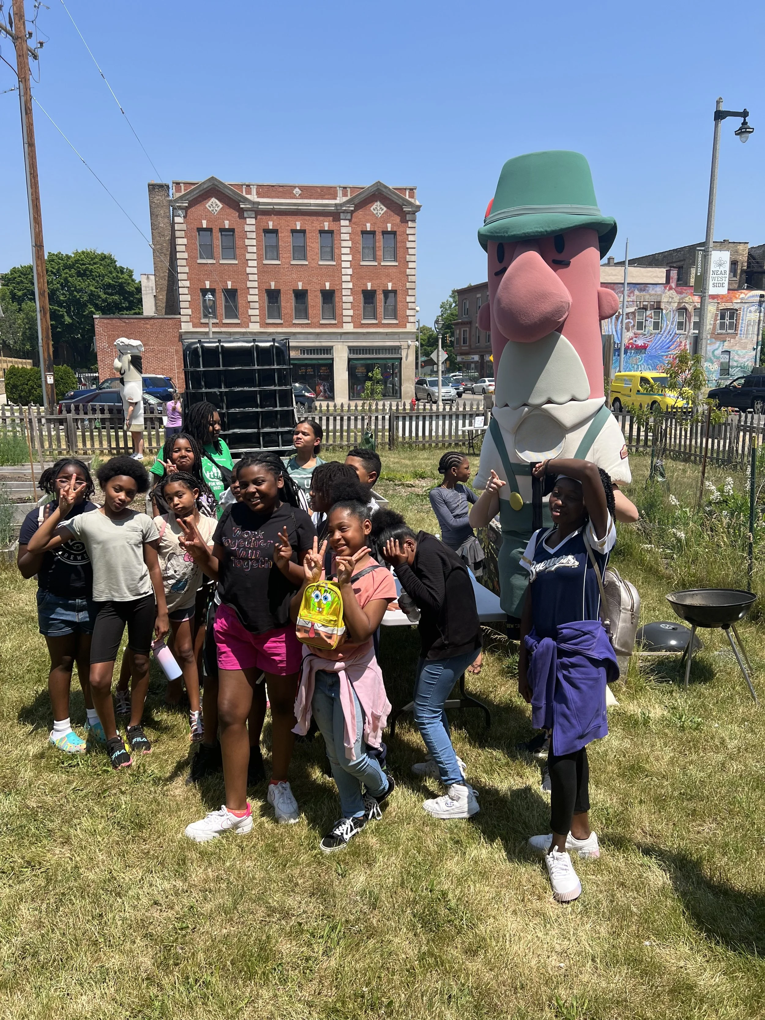 Youth Programs — Neighborhood House of Milwaukee