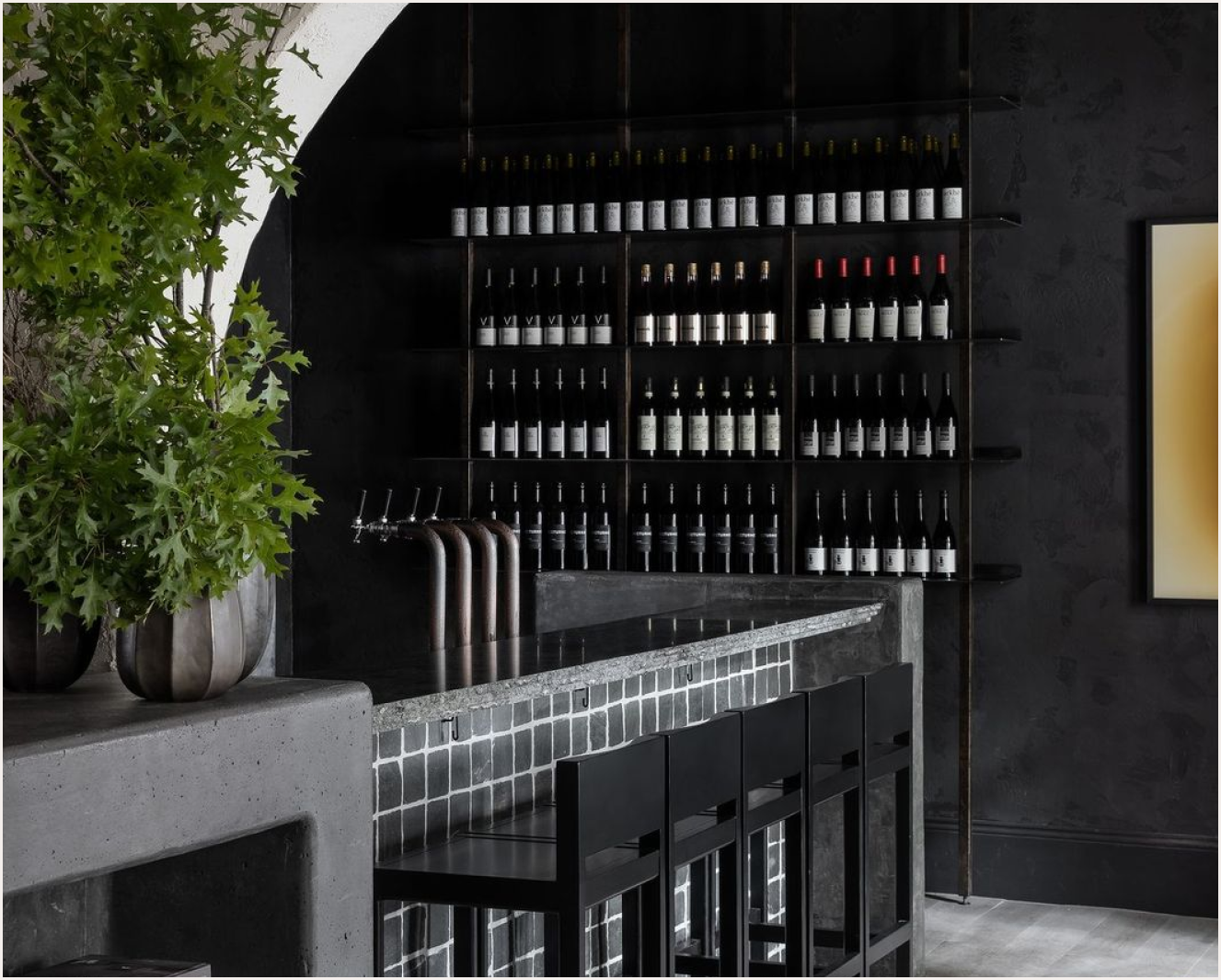 arkhé restaurant & bar