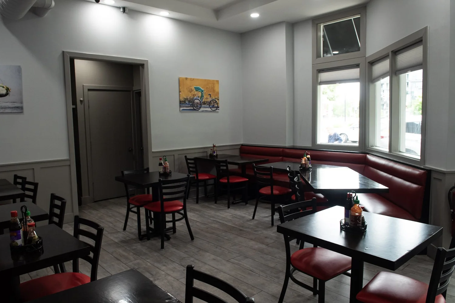 Restaurant — Ni's Kitchen