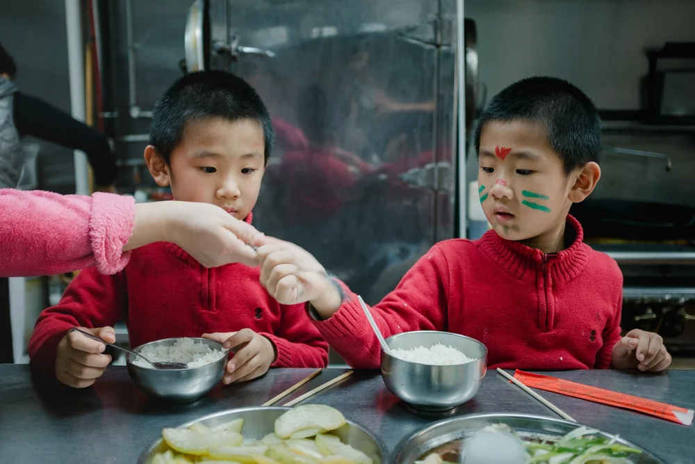 Chinese Restaurant Kids — Hannah Yoon Photography