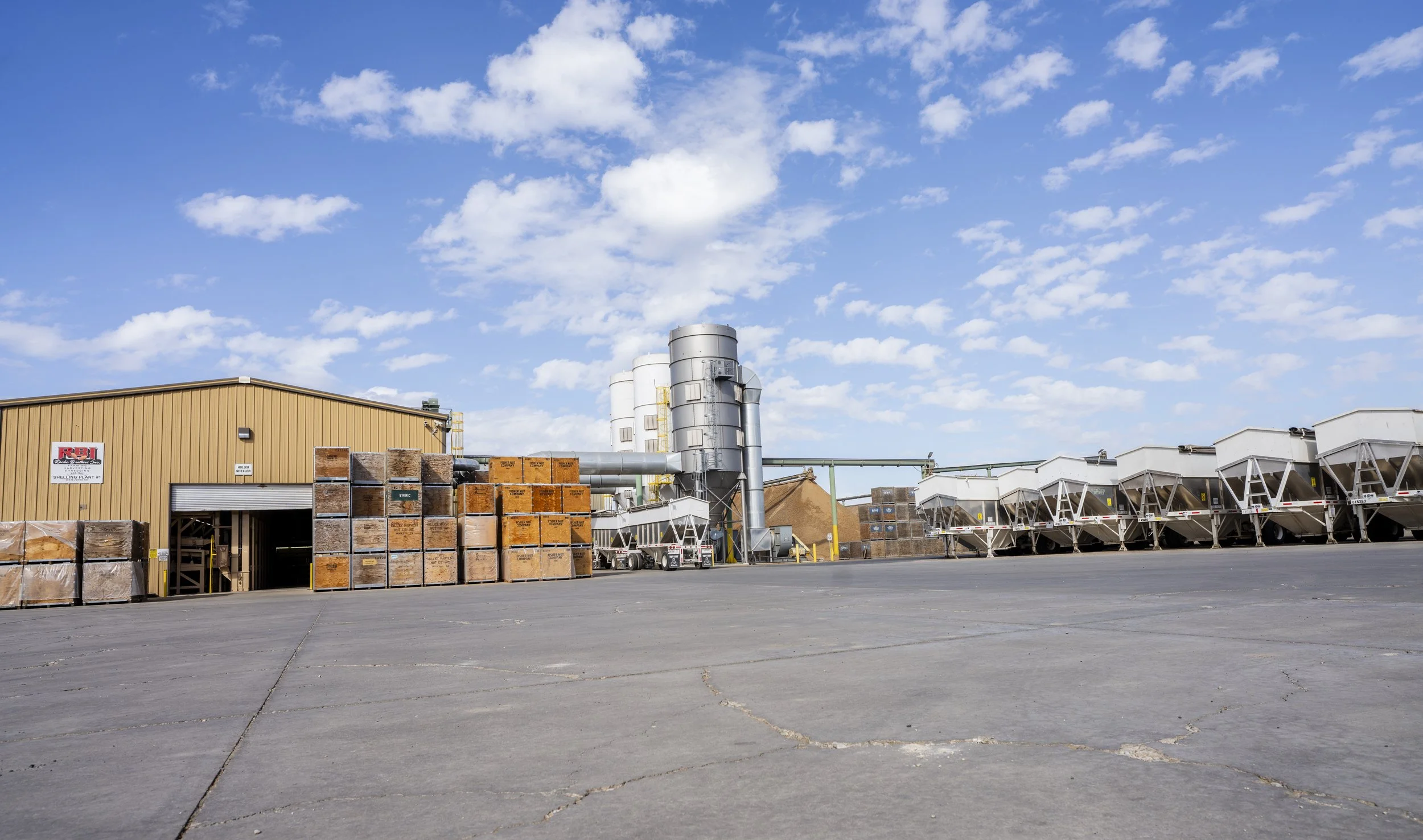Entrance — Roche Brothers Inc.