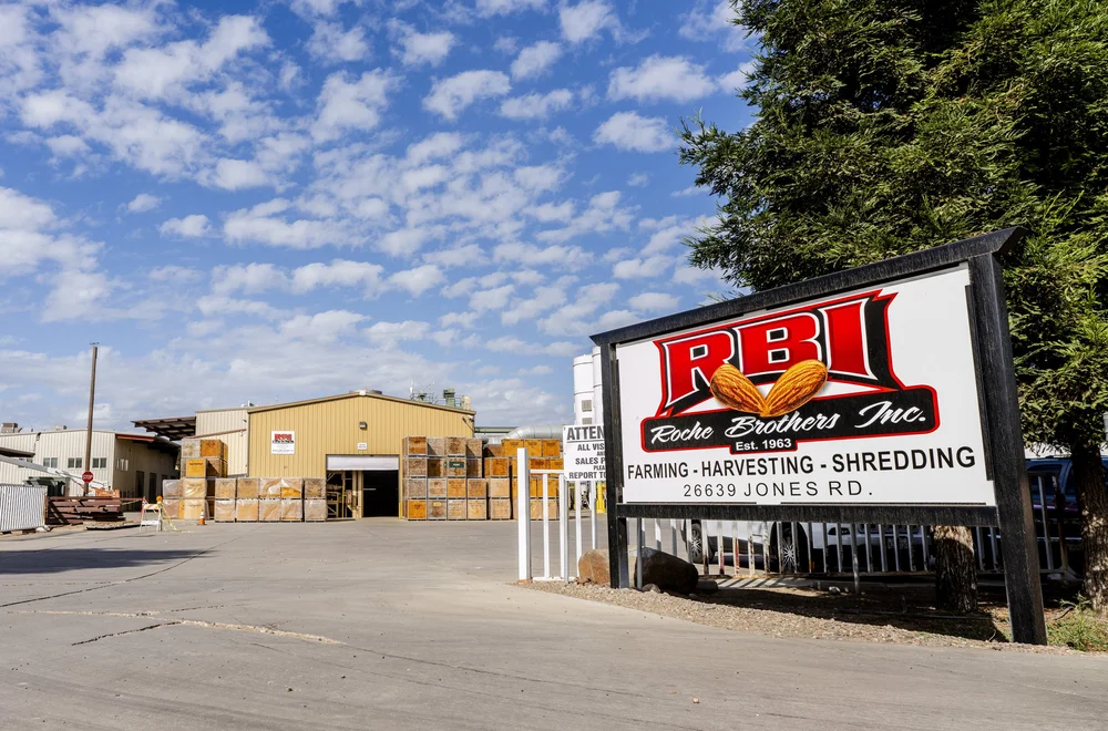 Entrance — Roche Brothers Inc.