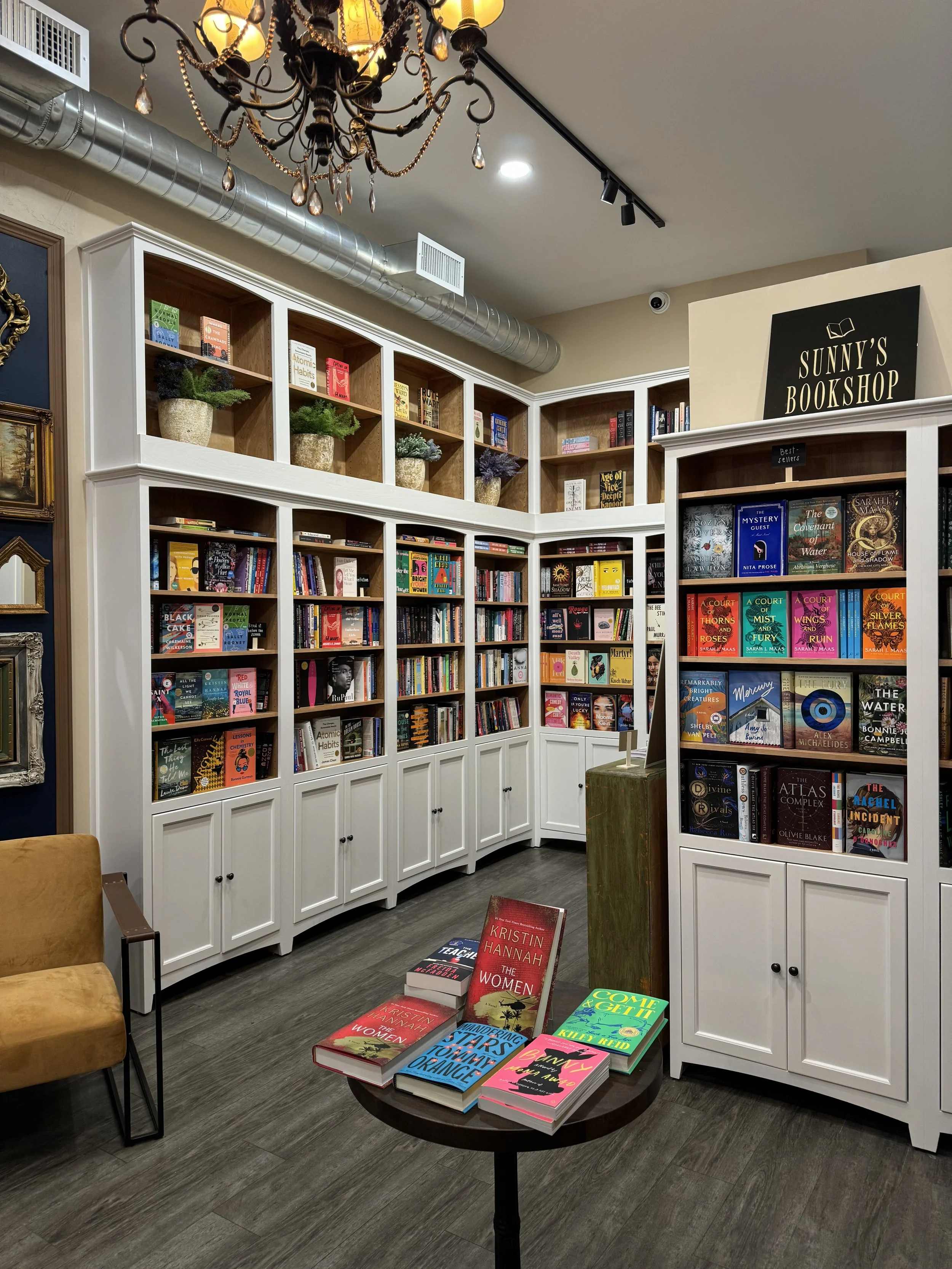 Sunny's Bookshop | Independent Bookstore | Tarzana, CA