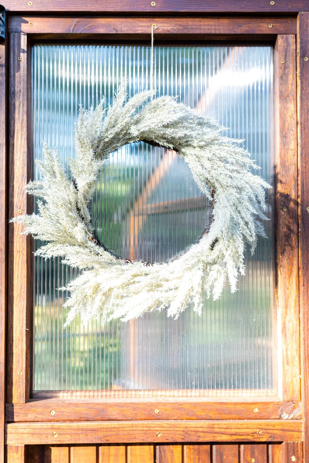 A Guide to Handmade Winter Wreaths: Elevated DIY Decor — Katie Oglesby ...
