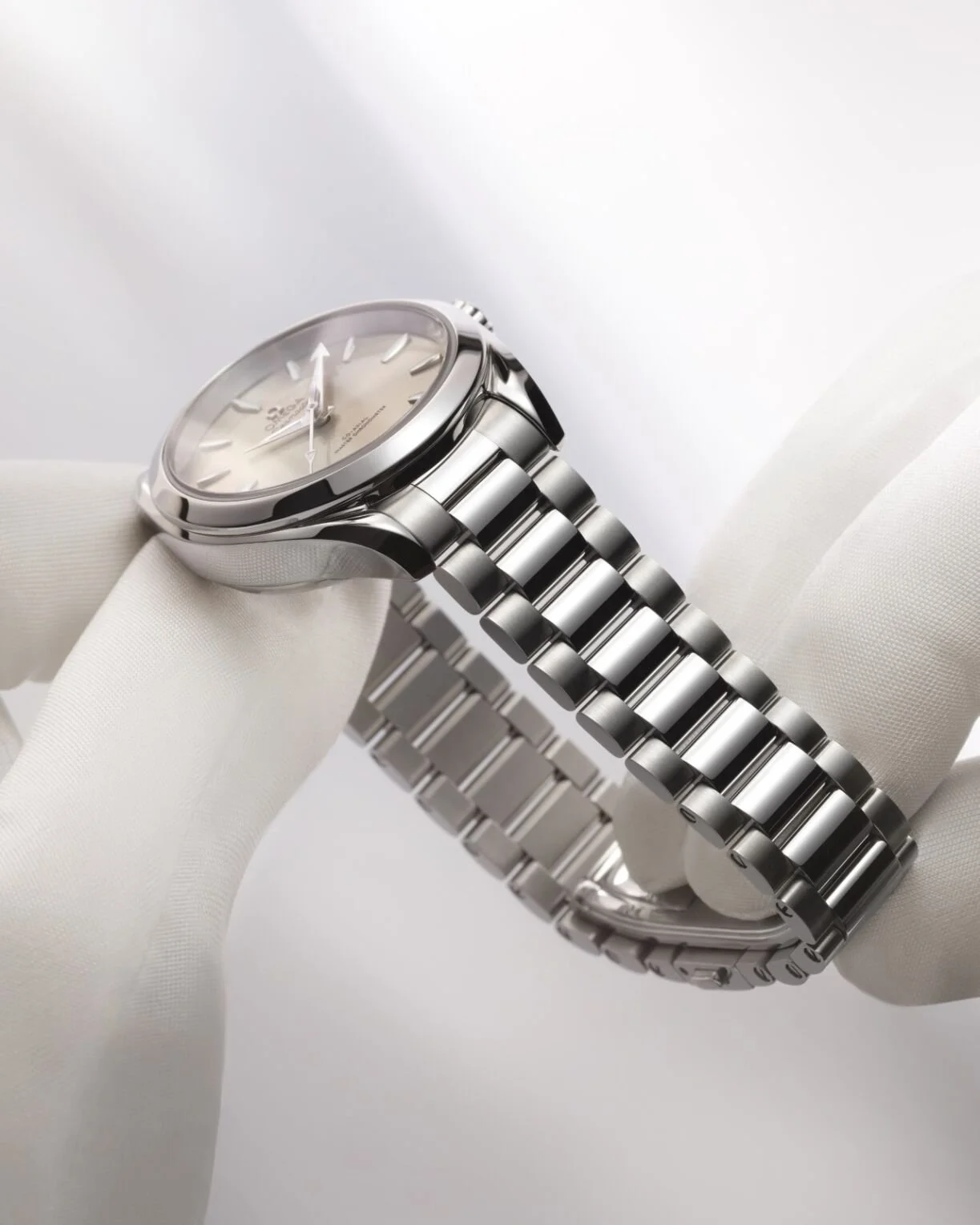 OMEGA Unveils The Laboratoire de Précision, Elevating Chronometric ...