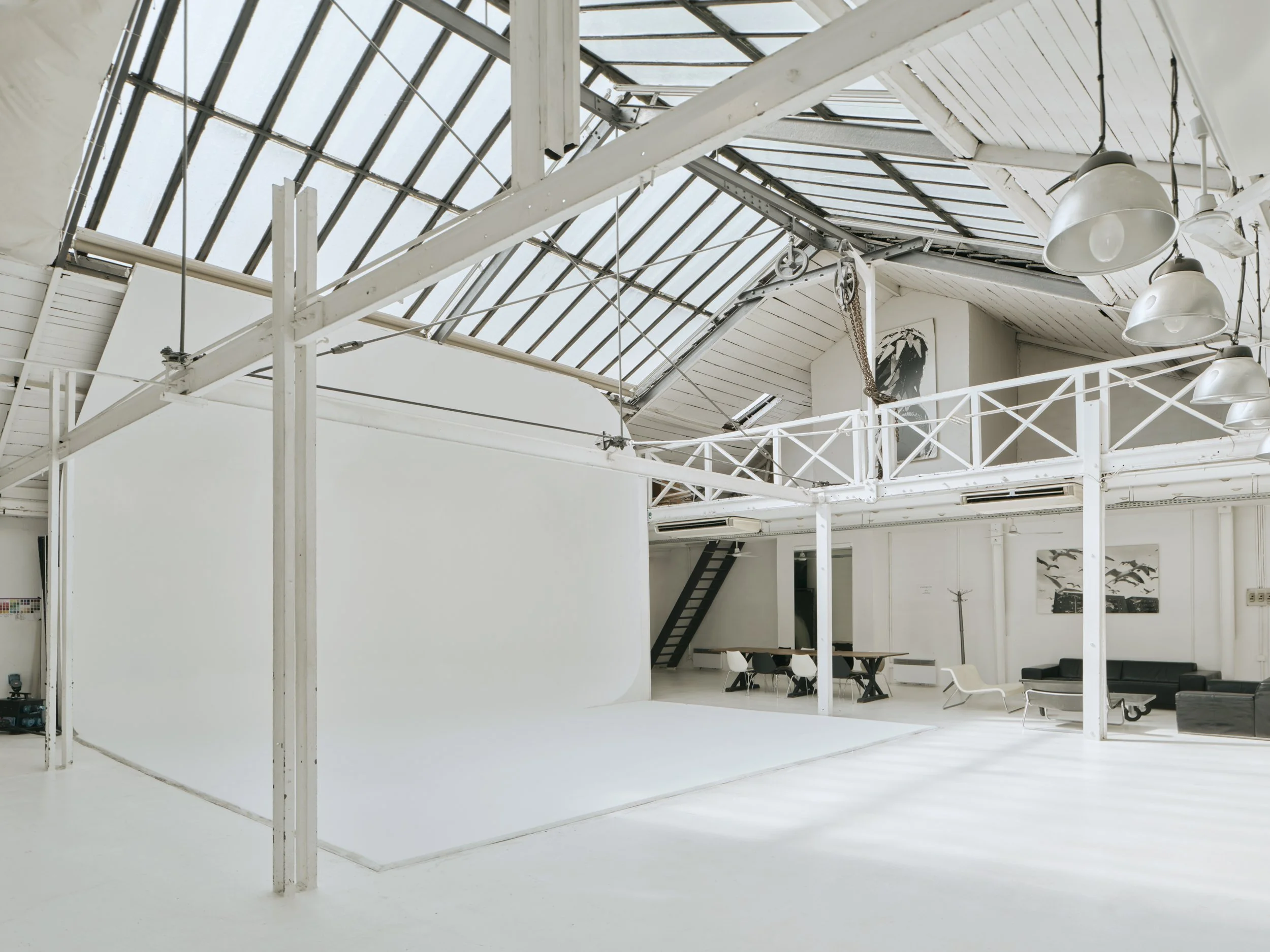STUDIO 3 — STUDIO ZERO