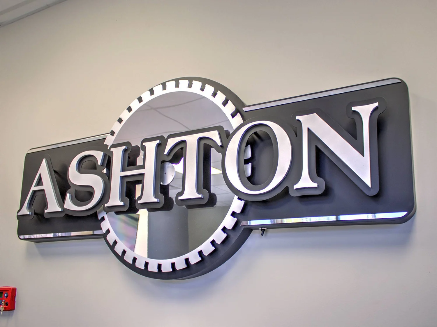 Custom Signs Craftsmanship | Bakers' Signs Houston — Bakers Signs