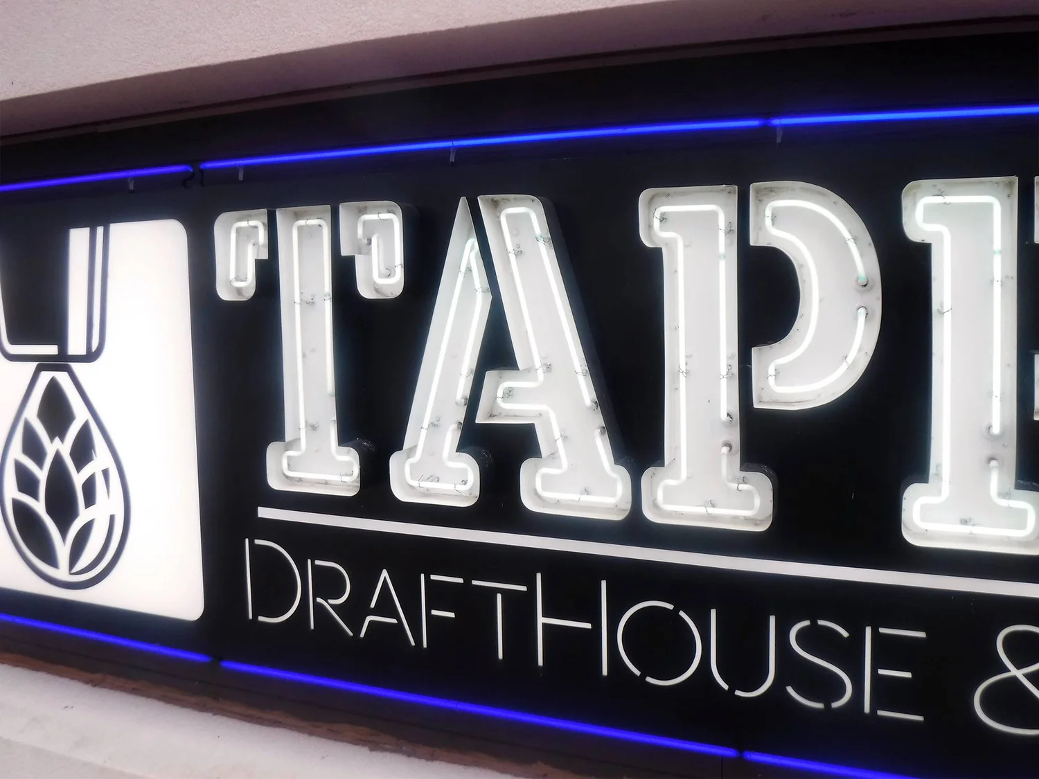 Custom Signs Craftsmanship | Bakers' Signs Houston — Bakers Signs