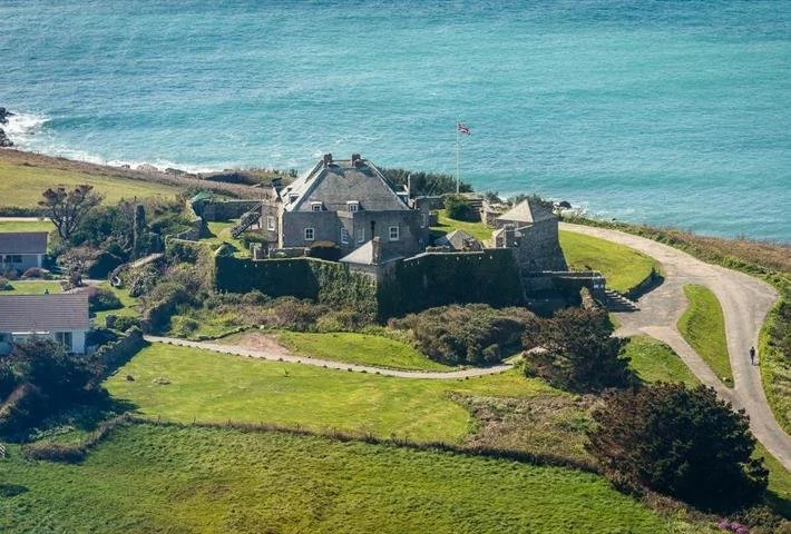 Isles of Scilly: Peaceful Island Escape off Cornwall” — Trippers Terminal