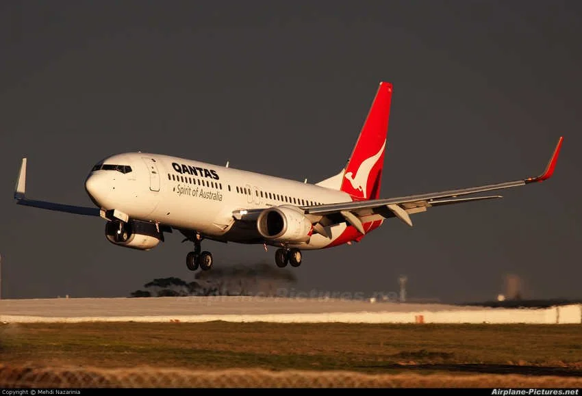 Approach Tools: Vertical Bearing Indicator, Altitude Range Arc and ...