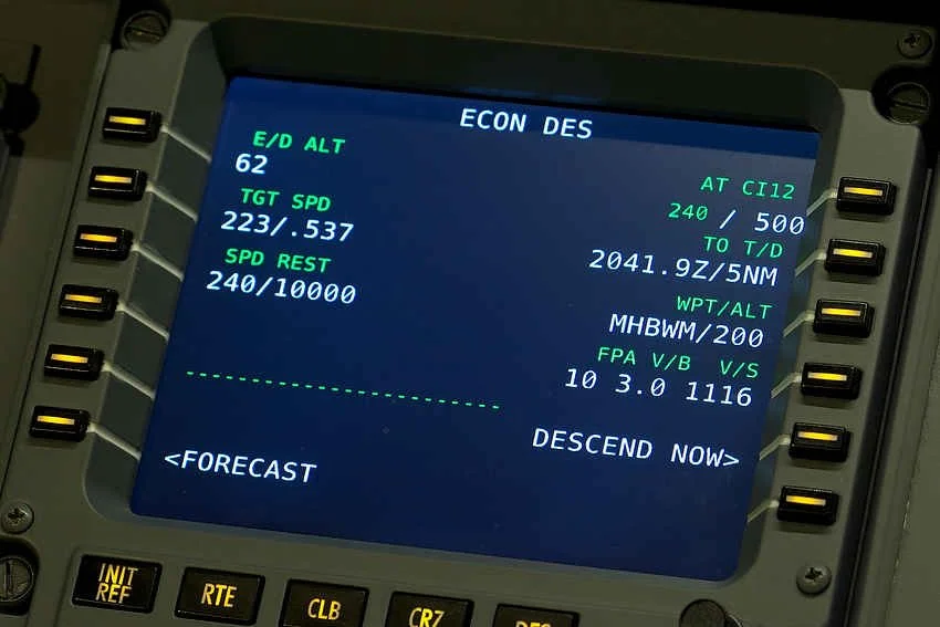 Approach Tools: Vertical Bearing Indicator, Altitude Range Arc and ...