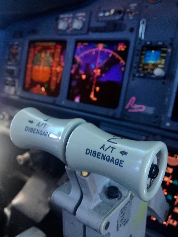 TQ 737-500 — Flaps 2 Approach - Boeing 737 Simulator project