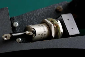 Boeing 737 NG Master Caution System ('six packs') Installed and ...