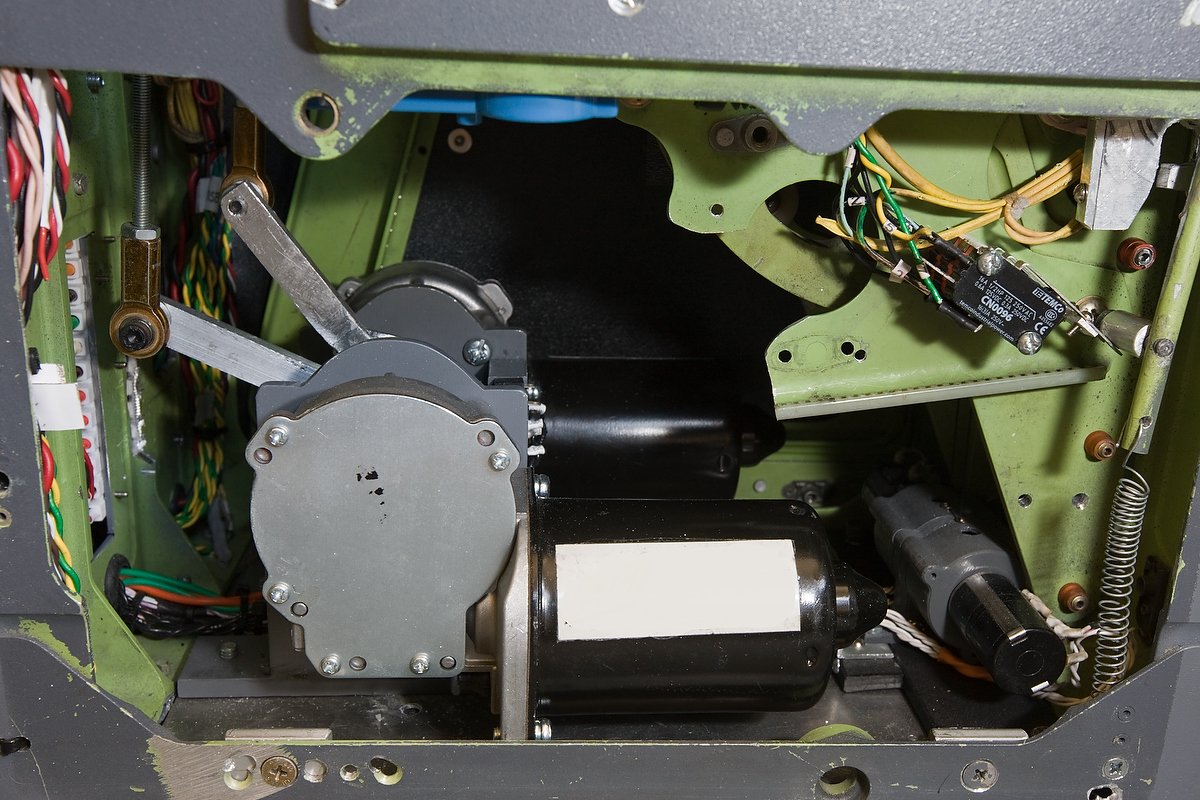 Throttle Quadrant Rebuild - Parking Brake Mechanism Replacement ...