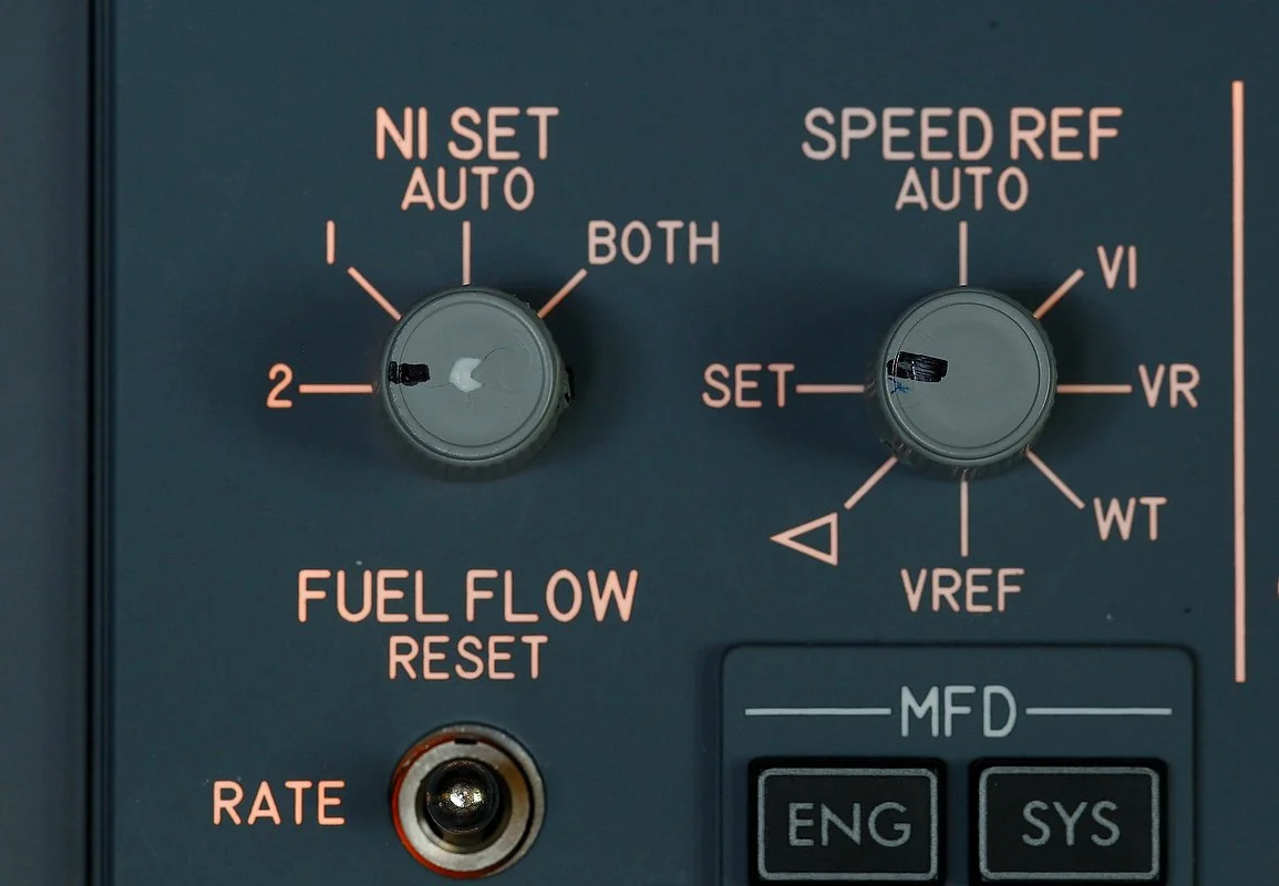 Main Instrument Panel (MIP) by Flight Deck Solutions - Review — Flaps 2 ...