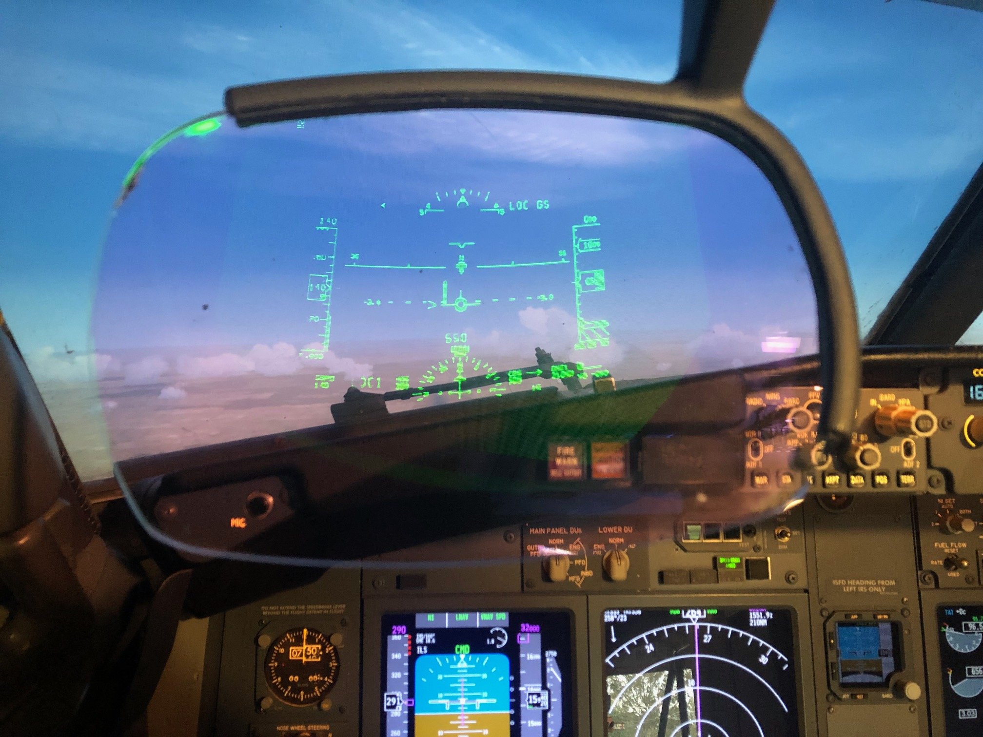 Circle-to-Land Approach Procedure — Flaps 2 Approach - Boeing 737 ...