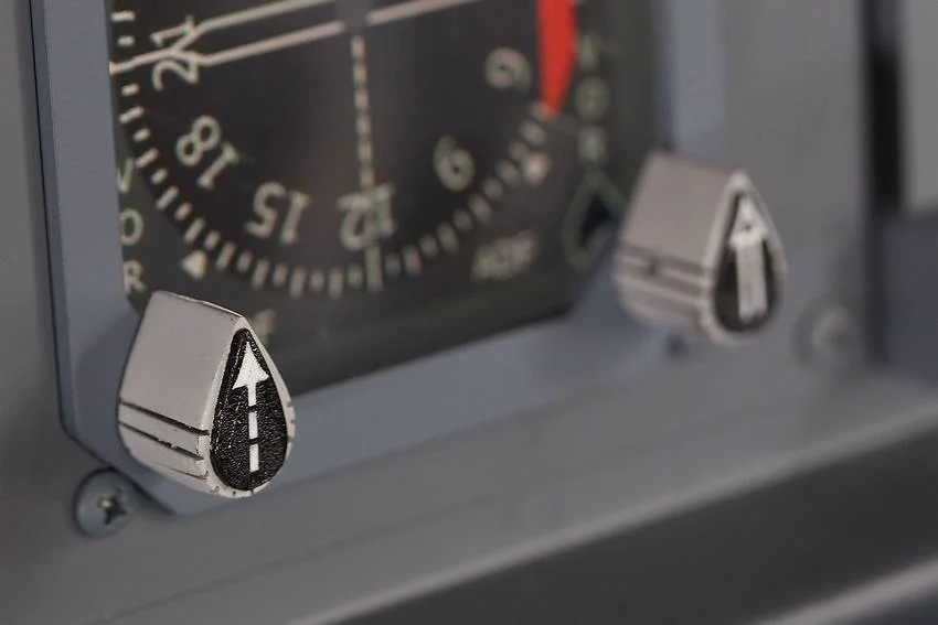 RMI Knobs Installed to Main Instrument Panel (MIP) — Flaps 2 Approach ...