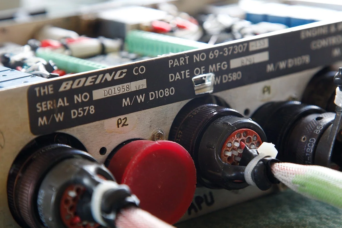 B737-600 NG Fire Suppression Panel (Fire Handles) - Evolutionary ...