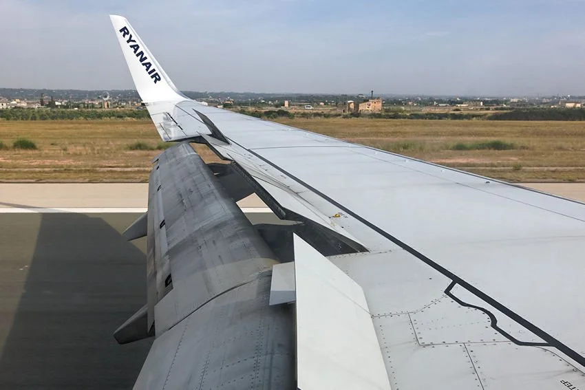 Autobrake System - Review and Procedures — Flaps 2 Approach - Boeing ...