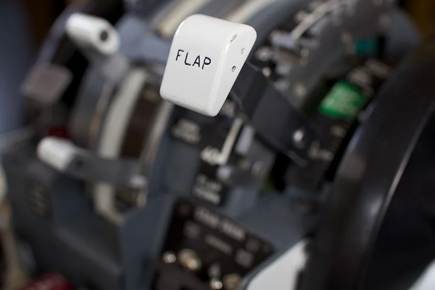 B737 Throttle Quadrant - Flaps UP to 40; Conversion and Use — Flaps 2 ...