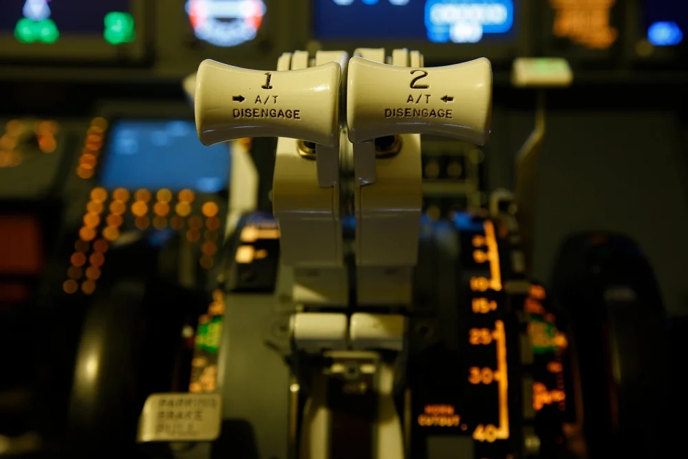 Throttle Quadrant — Flaps 2 Approach - Boeing 737 Simulator project