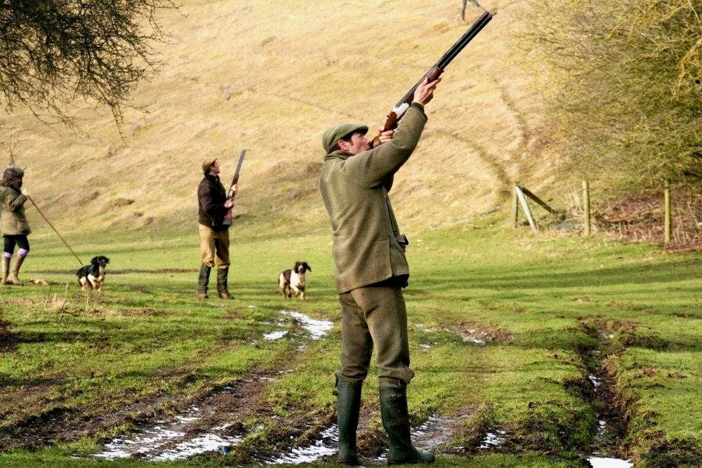 About Us — Cold Aston Shoot