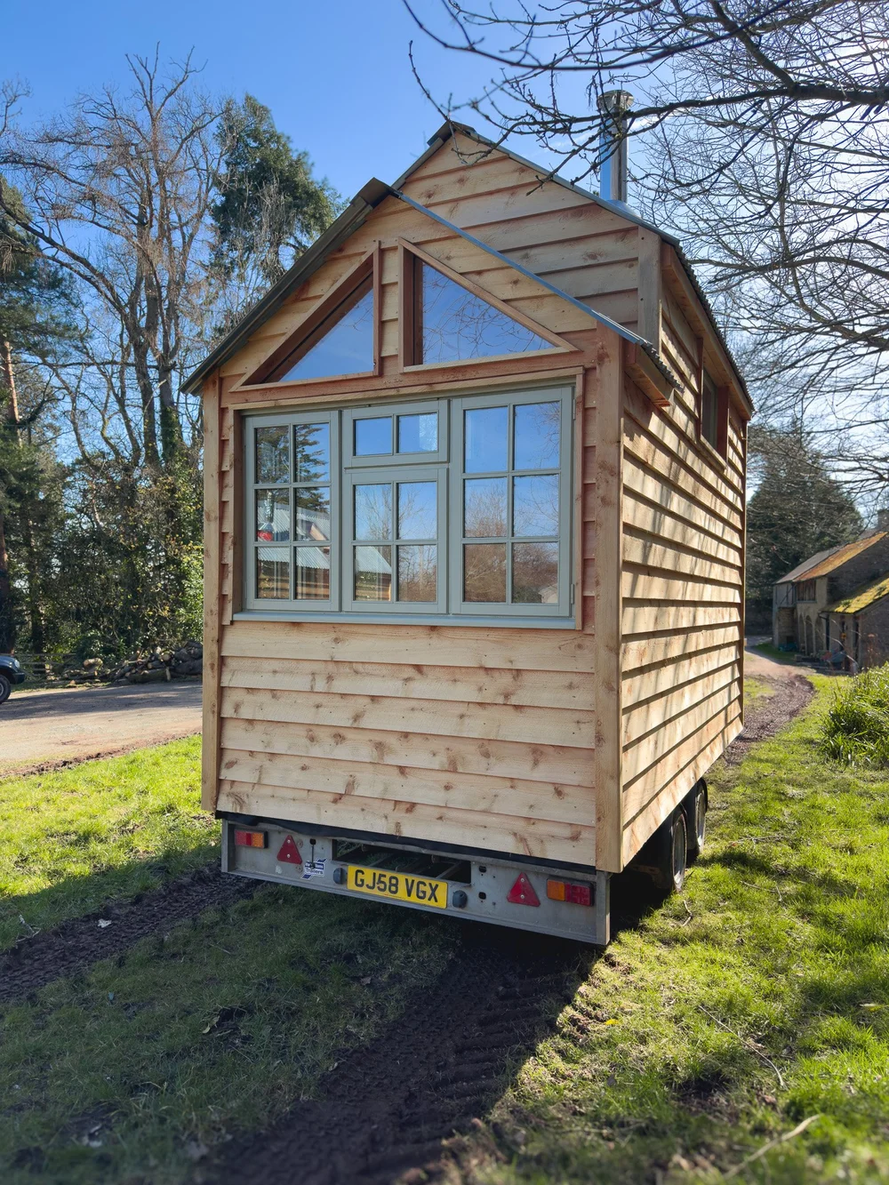 Ready-to-Roll Tiny Homes | Move-In-Ready Mobile Living