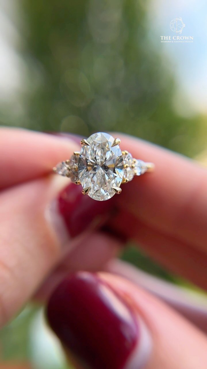 The Crown Houston, Diamond & Timepiece Dealer