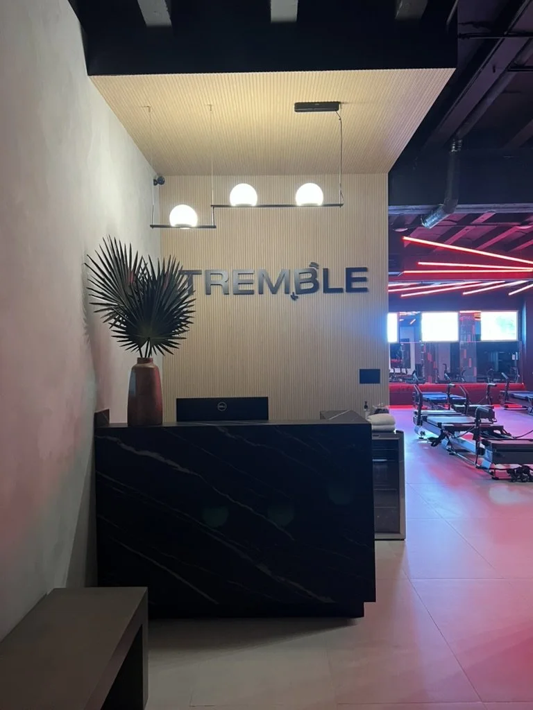Tremble — L O B O