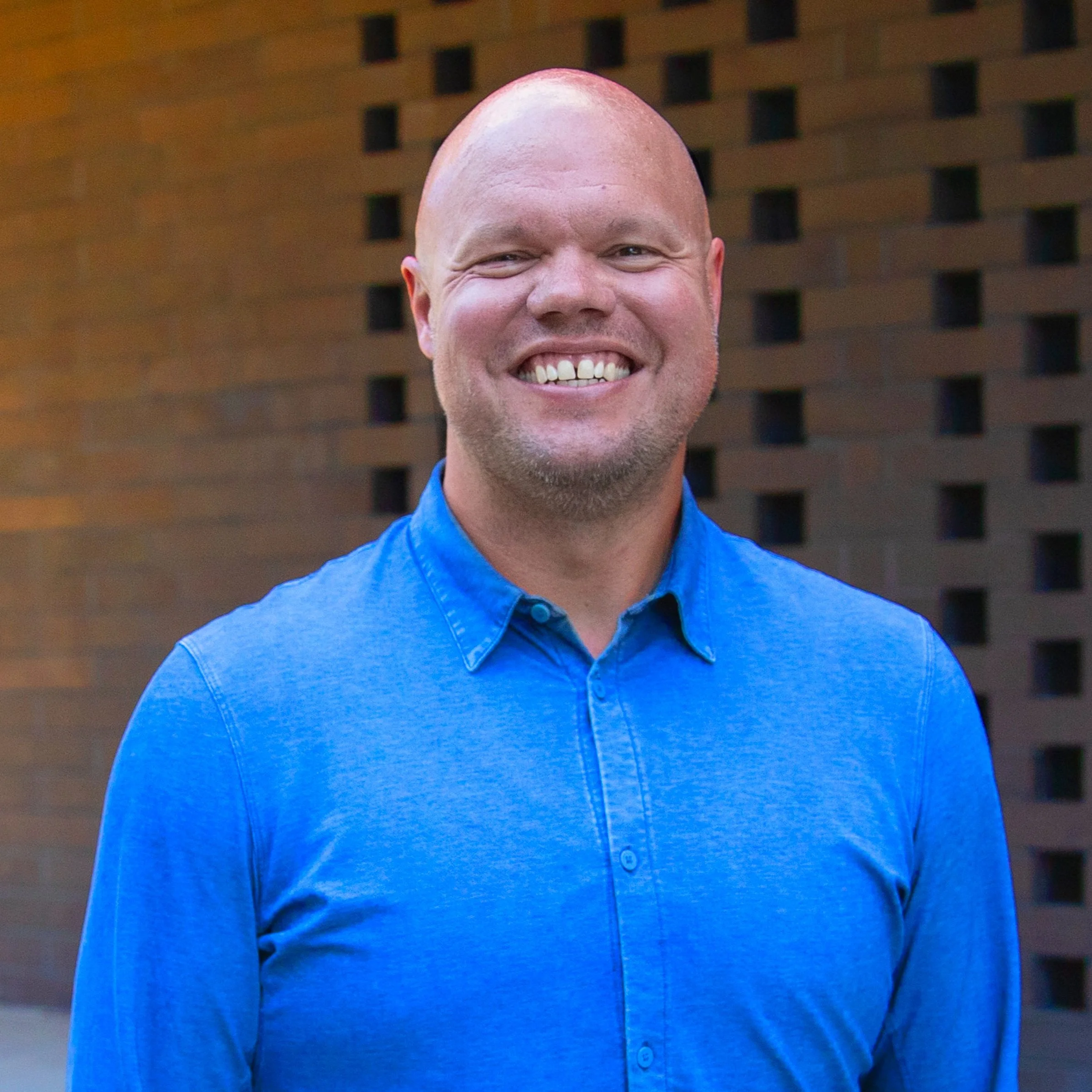 Leadership — Shoestring Valley Holdings